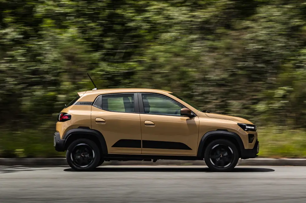 다치아 스프링, 누적 15만대 팔린 베스트셀링 전기 SUV