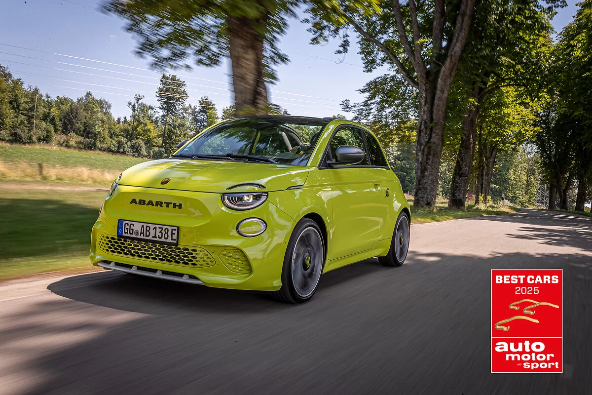 Abarth 500e honored with “Best Mini Car” in Hamburg