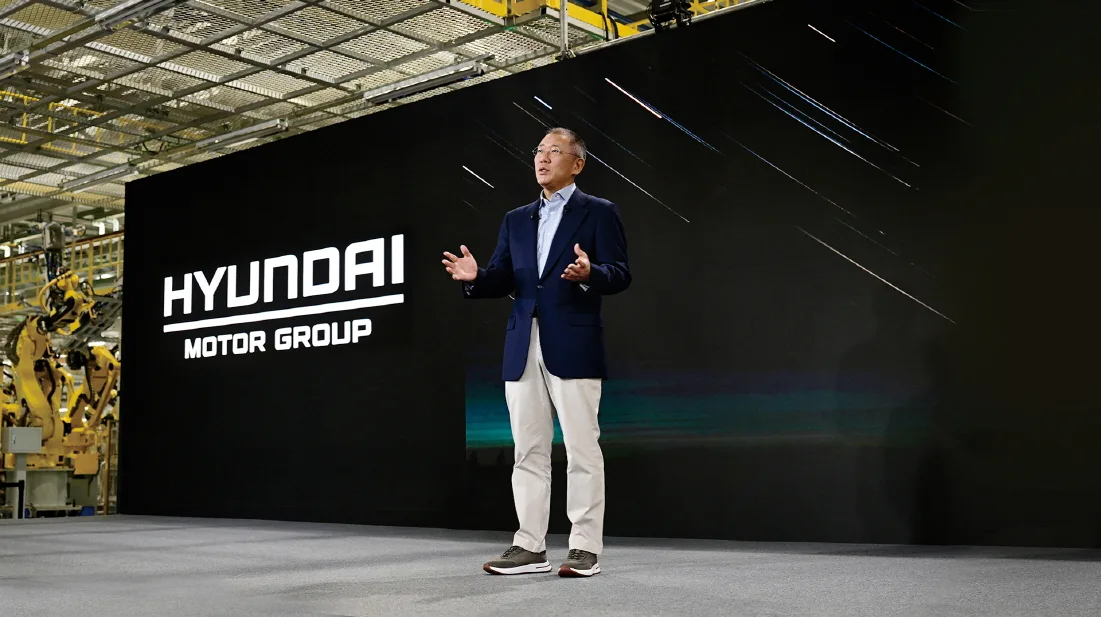 Hyundai Motor Group's Euisun Chung Receives Automotive News Centennial ...