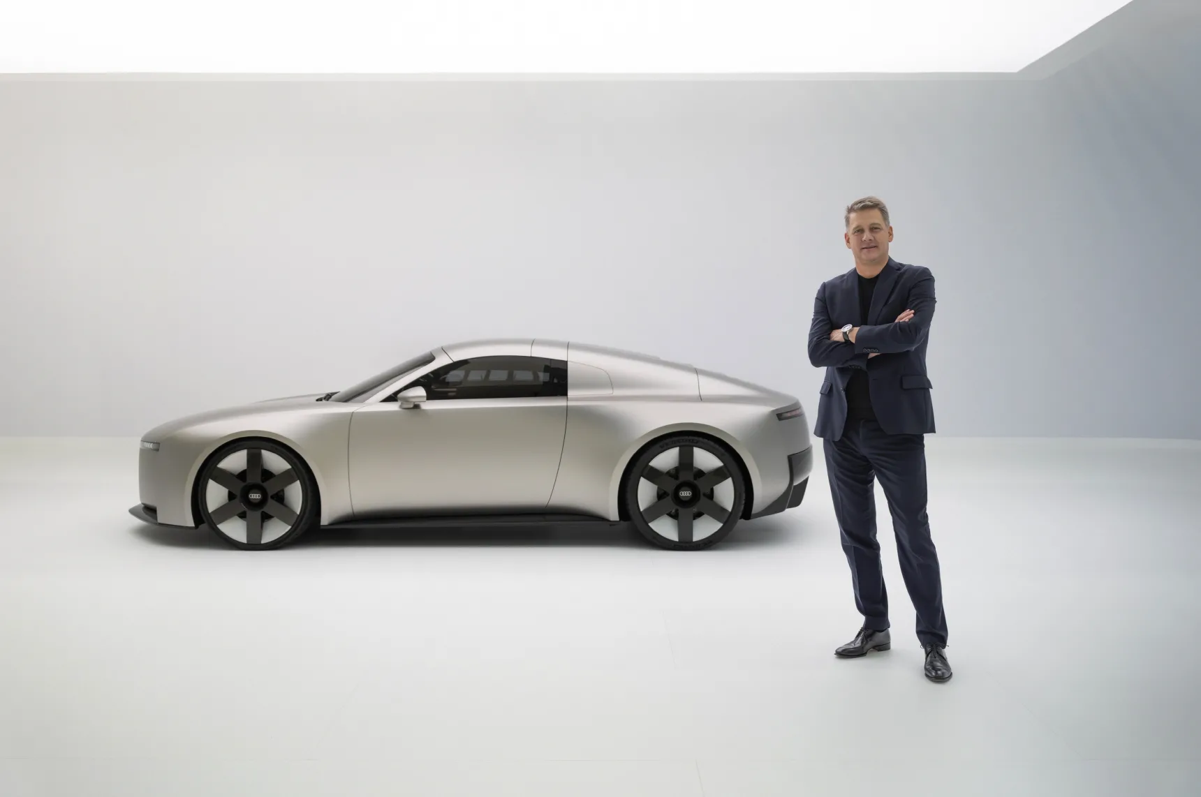 Audi at IAA Mobility, reveal Audi Concept, Q3 sportback e-hybrid