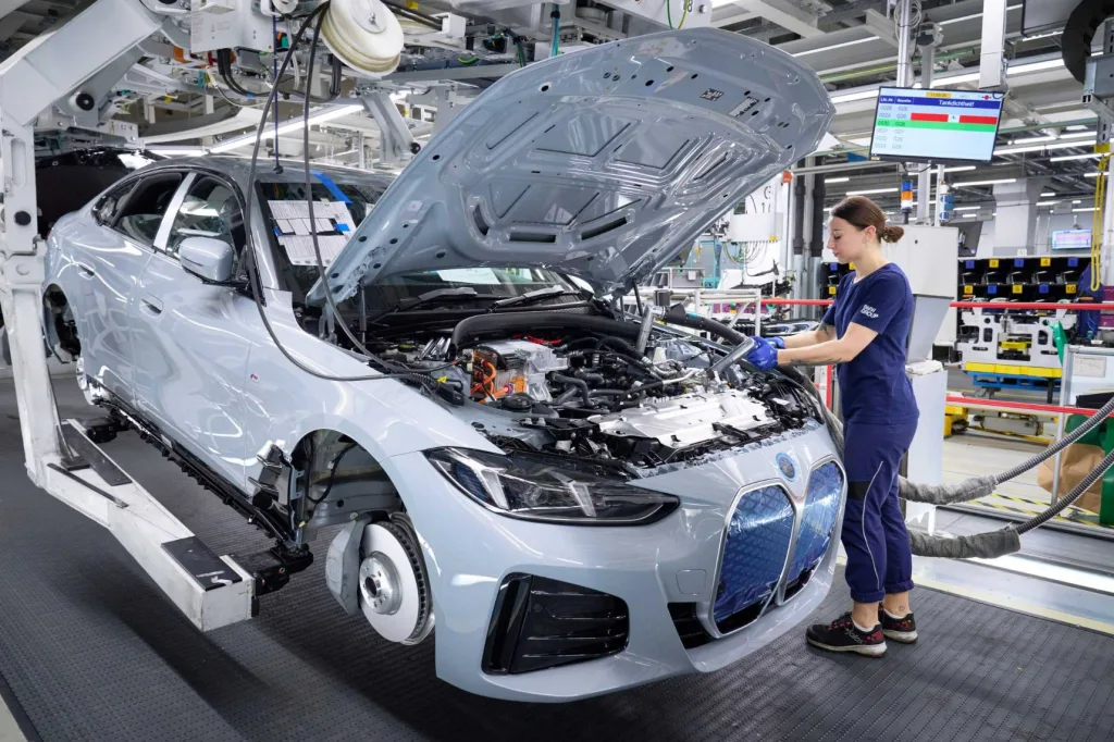 BMW Group Produces Over 1 Million Vehicles in Germany, Represents 25% ...